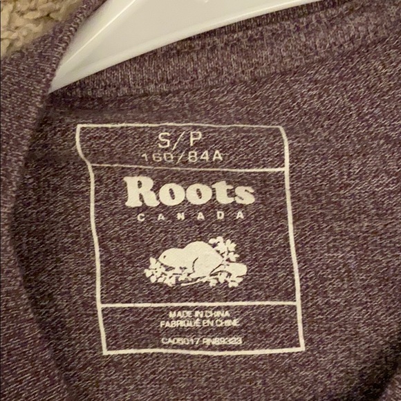 Roots | Tops | Roots Tshirt | Poshmark